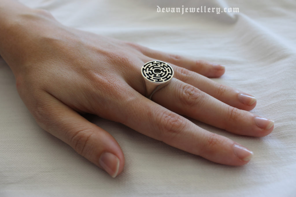 Devan Jewellery - Designed and made in Perth, Western Australia.